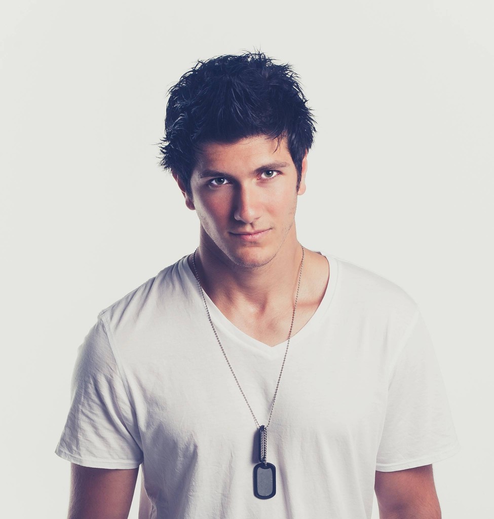 INTERVIEW: Upcoming singer Max River - The Extra Mile